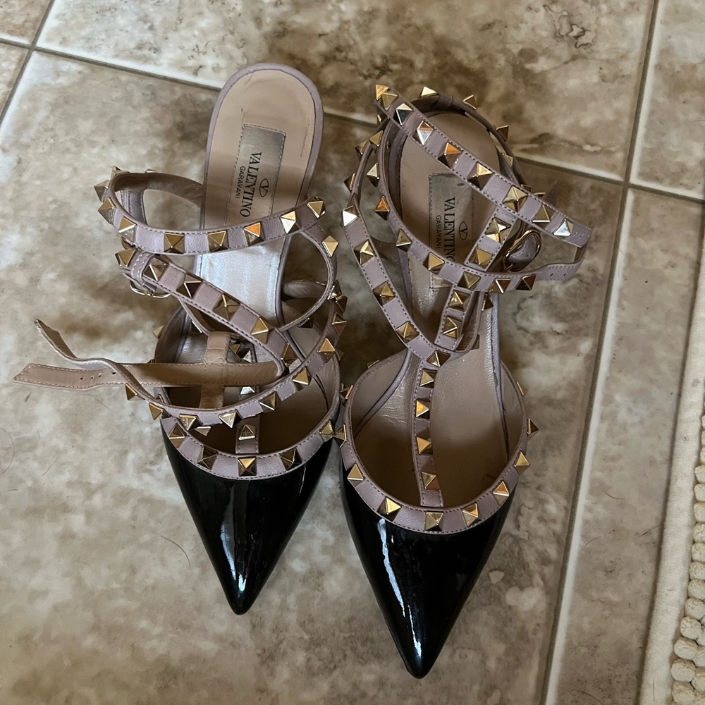 Authentic Valentino Rock Stud Kitten Heel - Gem